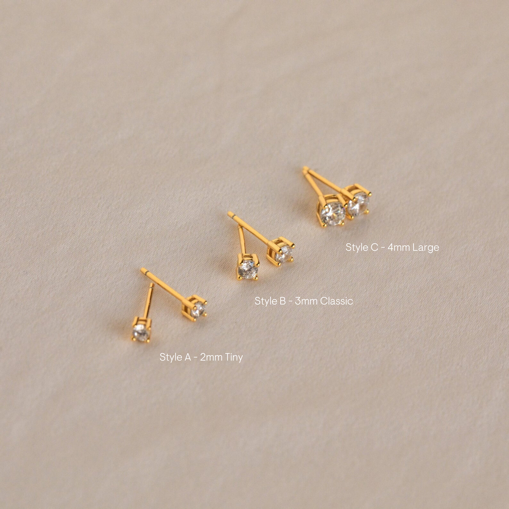 Booker Everyday Diamond Stud Earrings | Caitlyn Minimalist