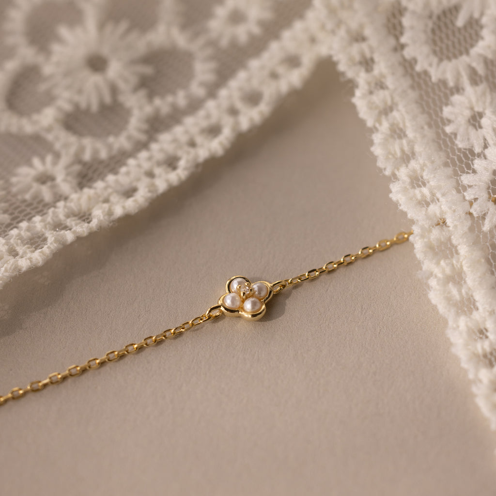 Dainty Rounded Pearl Flower Charm Bracelet | Caitlyn Minimalist