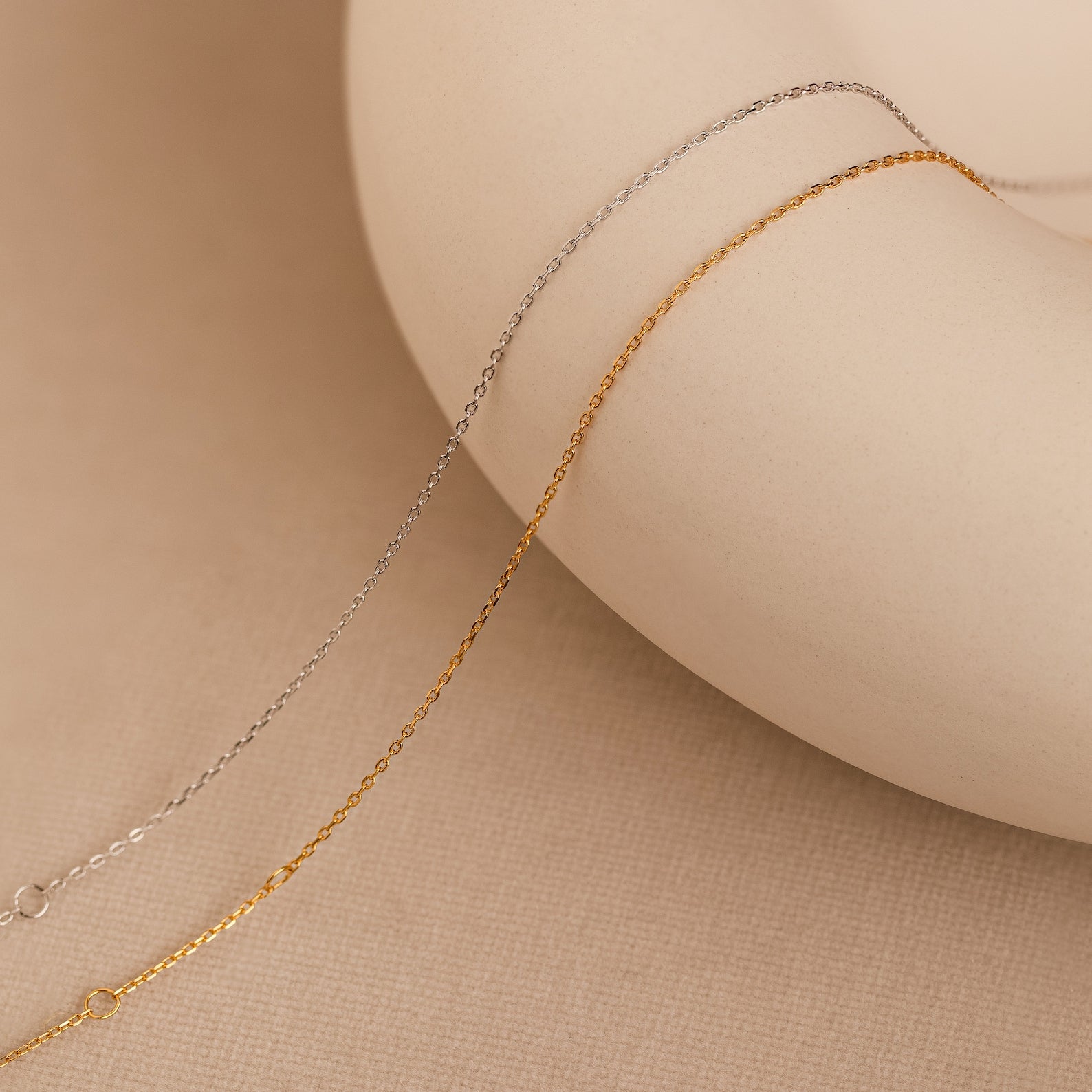 Dainty Thin Rolo Chain Anklet in 18K Gold | Caitlyn Minimalist