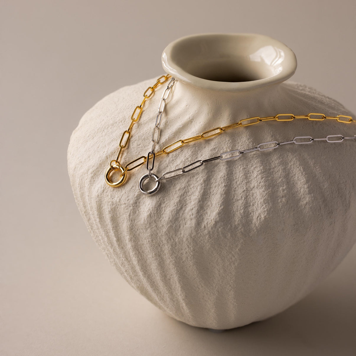 Minimalist Paperclip Rolo Clasp Link Chain Necklace | Caitlyn Minimalist