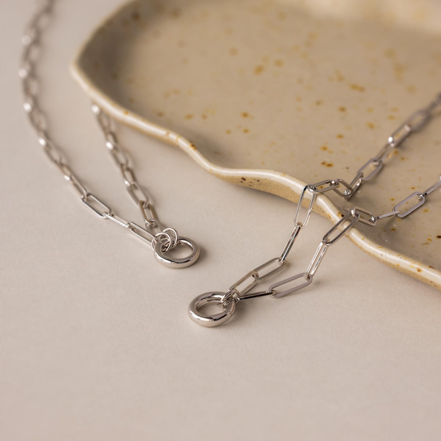 Minimalist Paperclip Rolo Clasp Link Chain Necklace | Caitlyn Minimalist