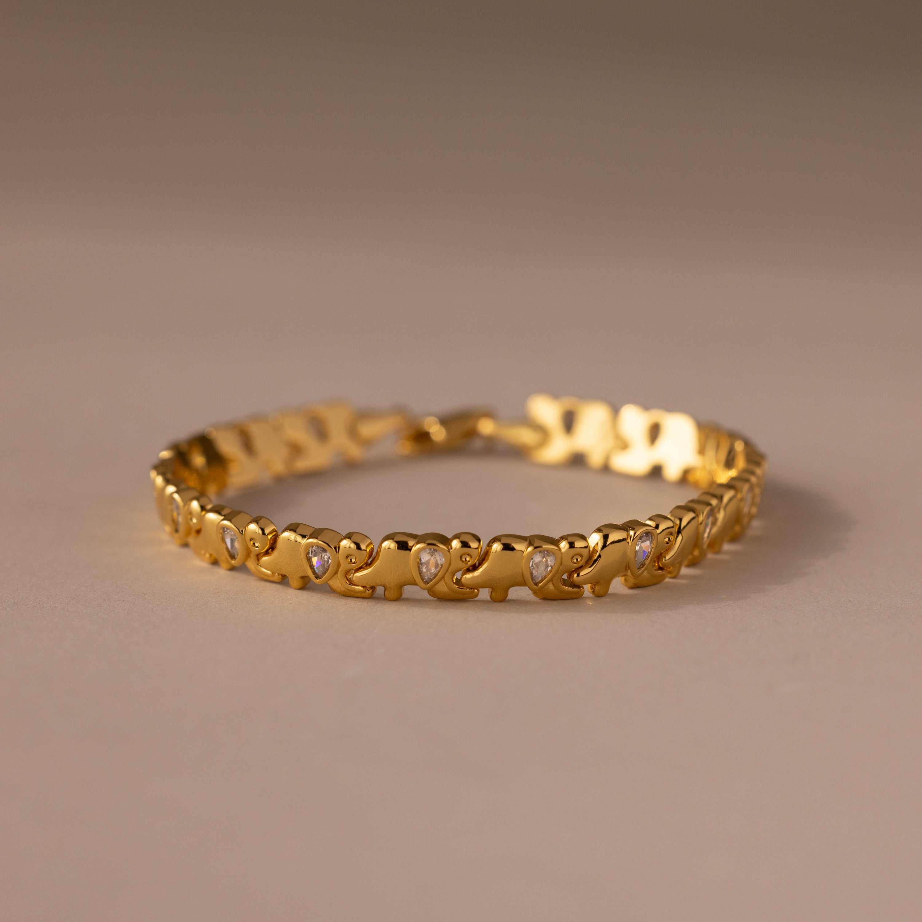 Diamond Pear Elephant Tennis Chain Bracelet | Caitlyn Minimalist