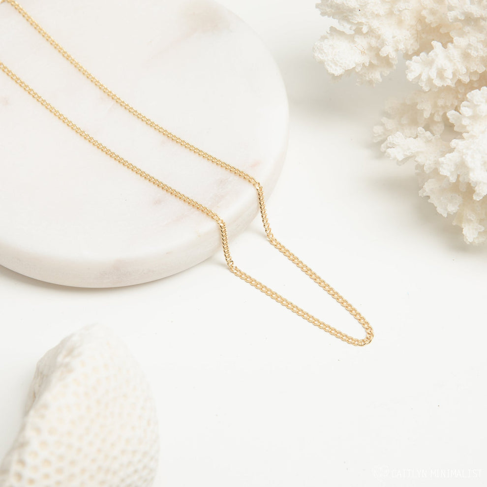 Dainty Curb Chain Necklace | Caitlyn Minimalist